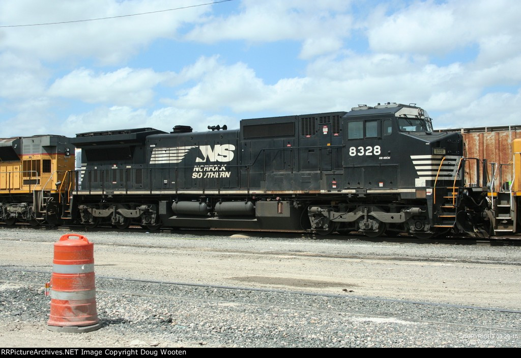 NS 8328